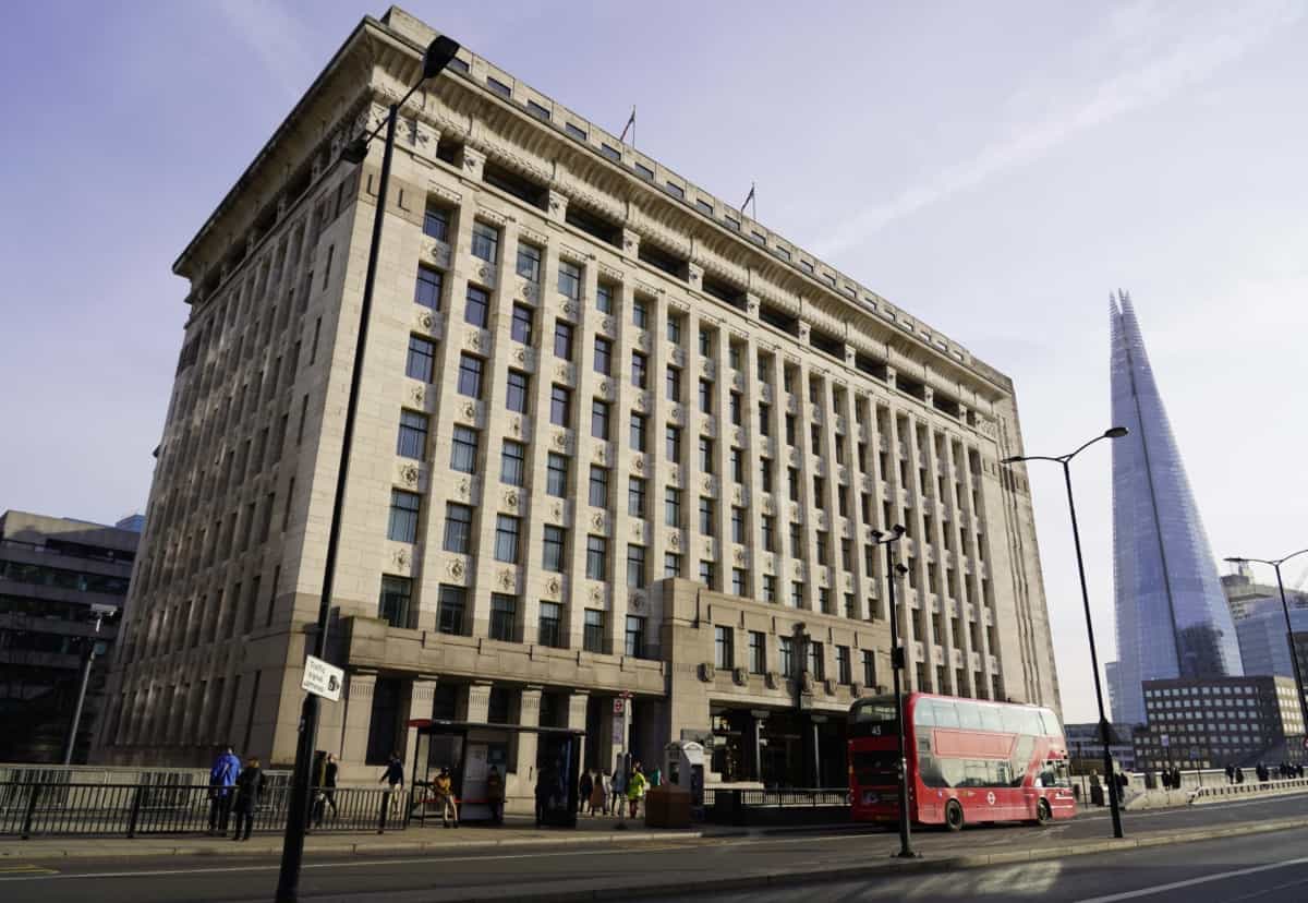 Galliford Try wins £72m London office revamp - Construction News