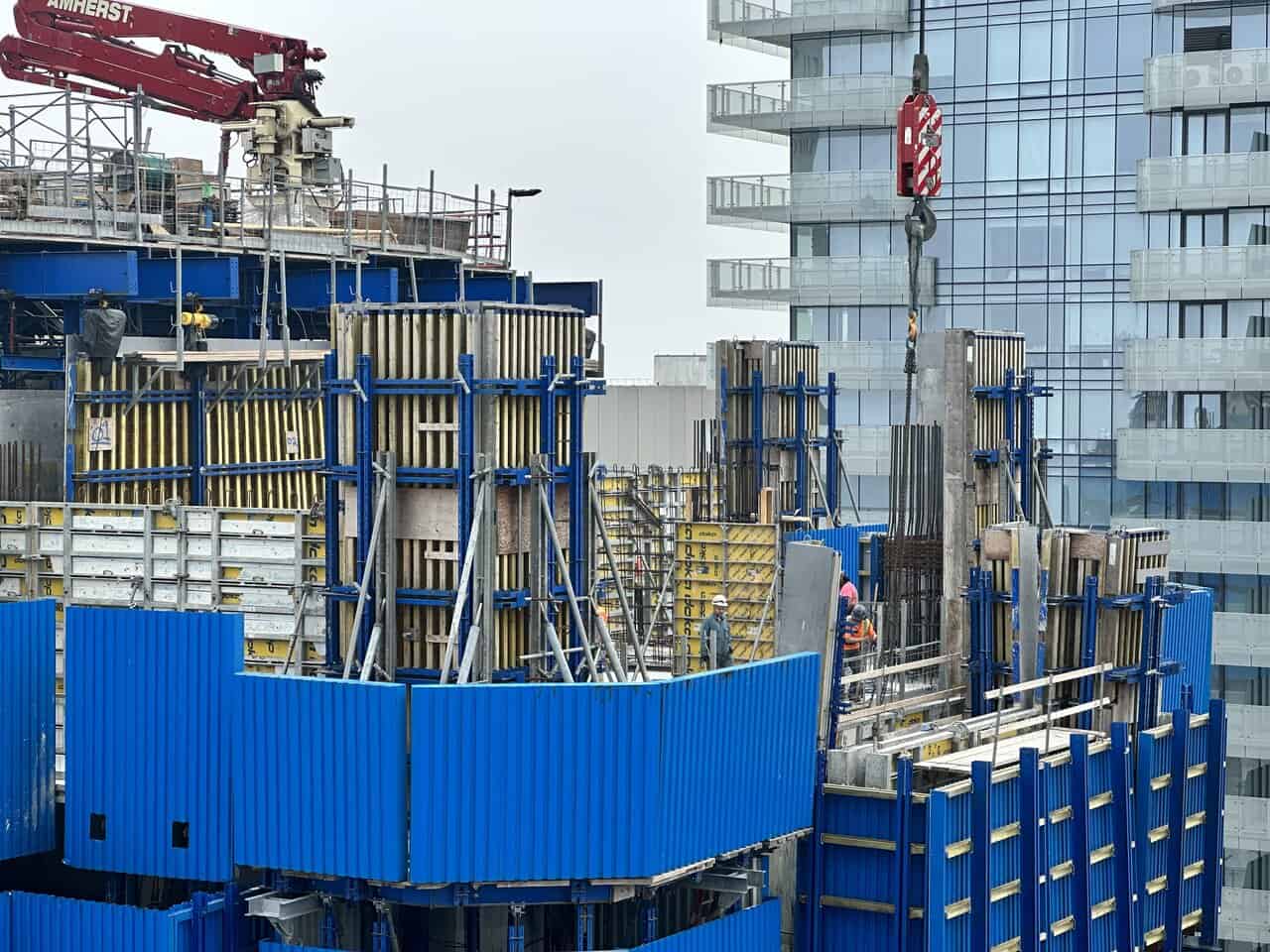 The One's Ascent Reaches UrbanToronto Forum Milestone - Construction News