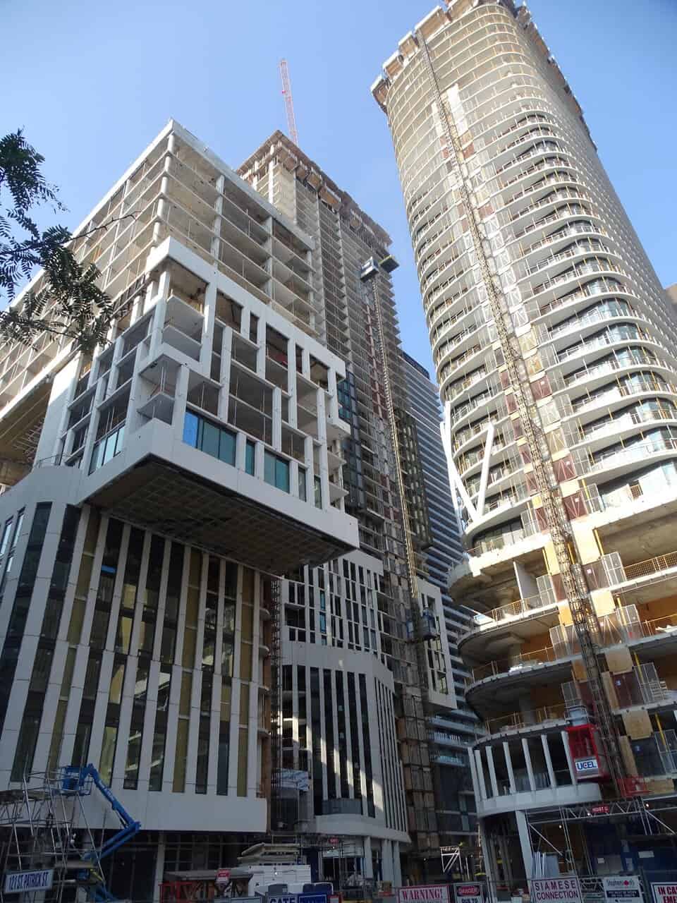 Construction Progresses on the Three Towers of Artists' Alley ...